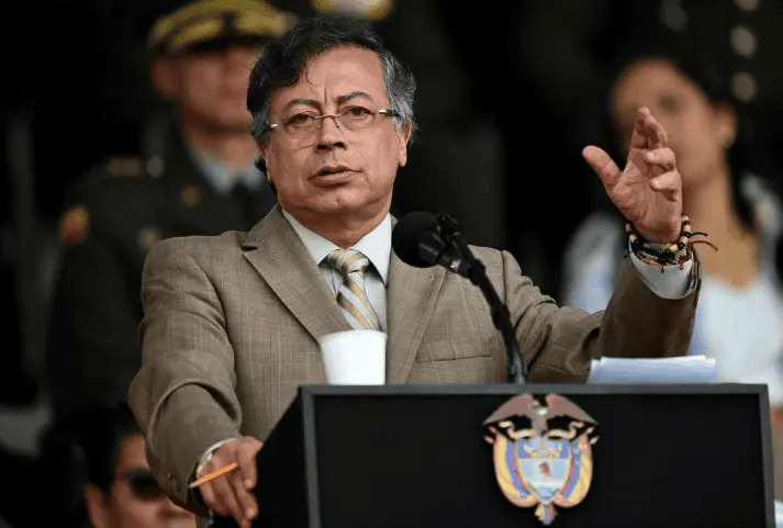 Gustavo Petro movilización militares frontera Venezuela